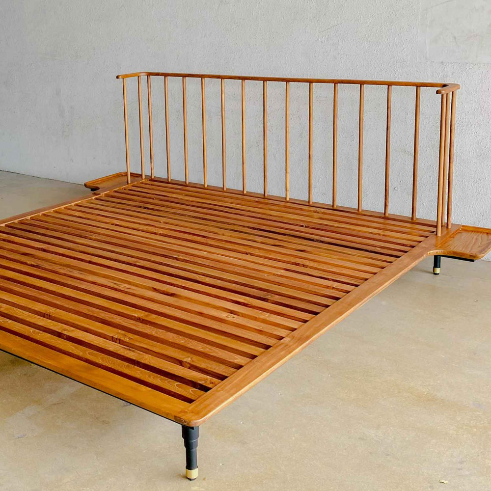 Asyam Bed Mid-Century Tempat Tidur Kayu Jati Retro Klasik