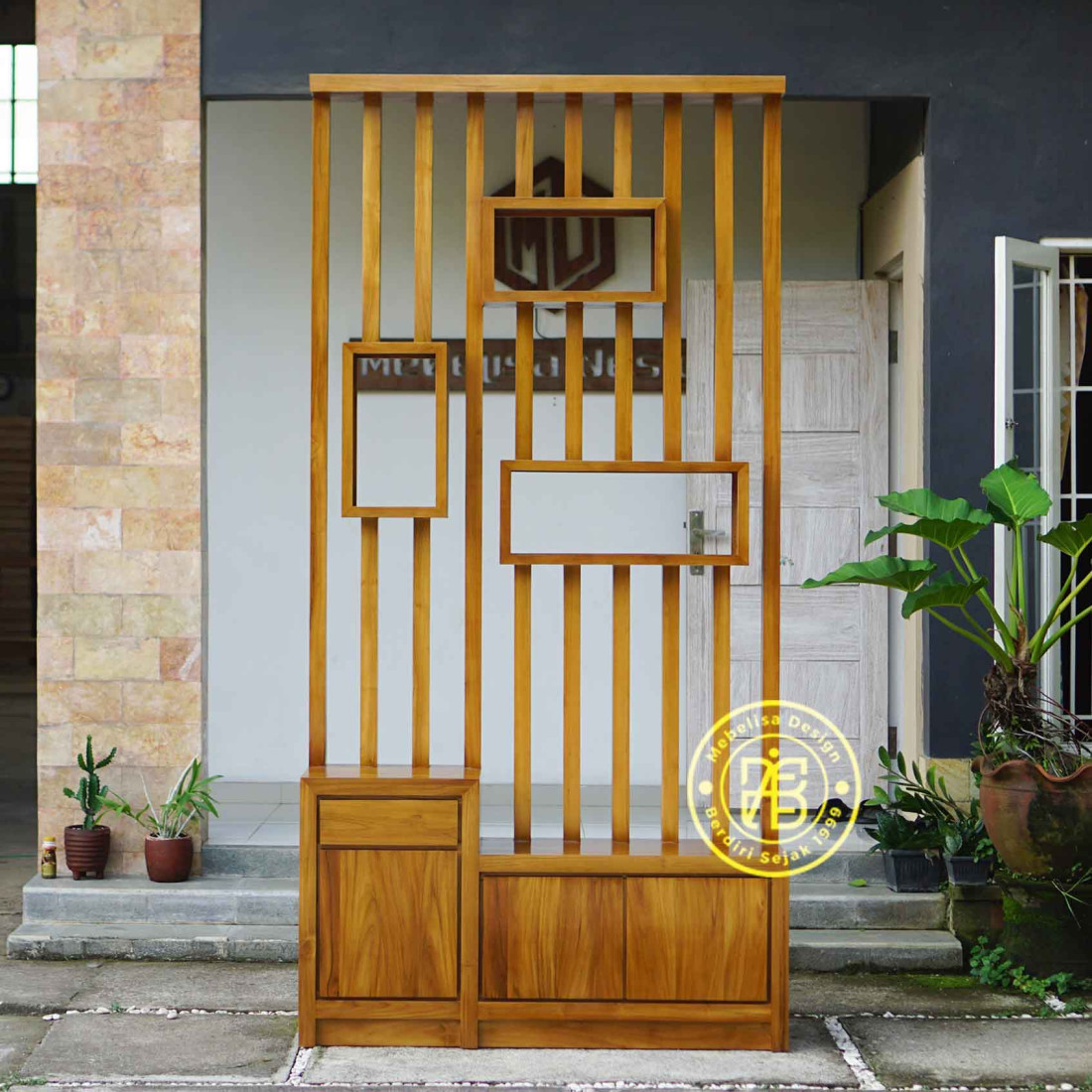 Bufet Partisi Penyekat Ruangan Minimalis Modern Kayu Jati