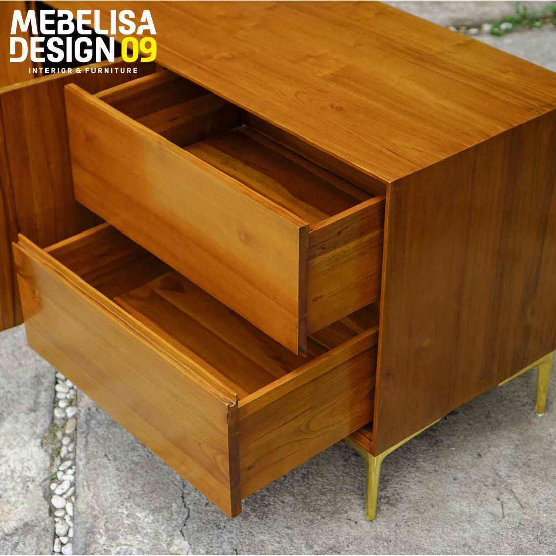 Meja TV Modern Bufet Ruang Tamu Industrial Kaki Besi