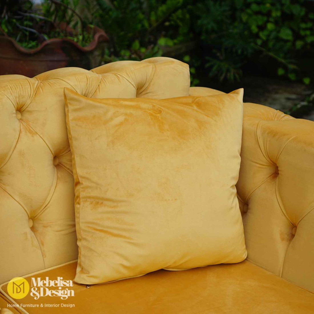 Sofa Tamu Mewah 3 Seater Model Kancing Kain Bludru